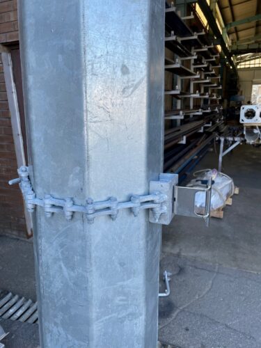 Versatile Chain Link Brackets for Mounting Equipment