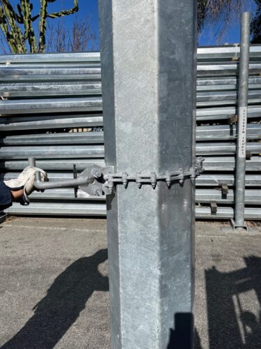 Versatile Chain Link Brackets for Mounting Equipment