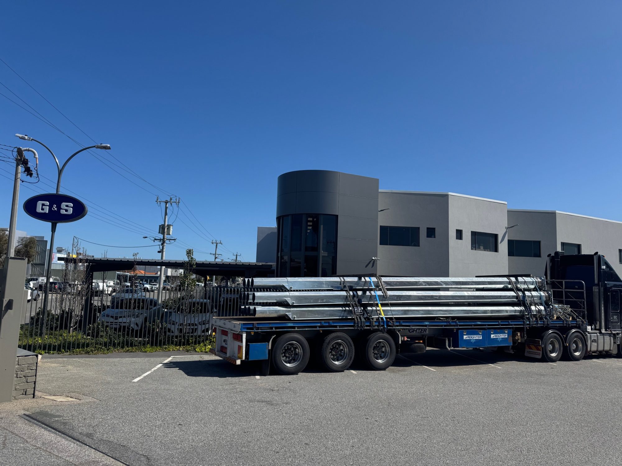 WIND-RESISTANT LIGHTING POLES FOR TANAMI TE2 EXPANSION PROJECT ...